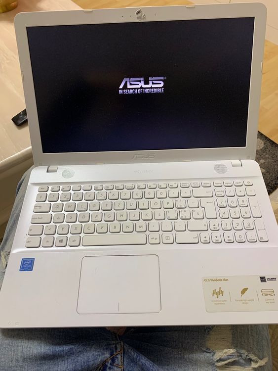 Asus Laptop (Gebraucht) in für CHF 100 – nur Abholung auf Ricardo kaufen