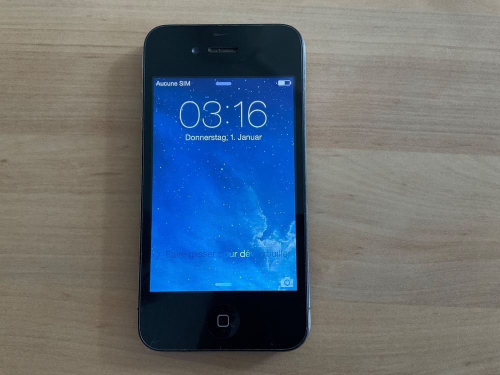 IPhone 4 noir 32GB /ref: IP54 | Kaufen auf Ricardo