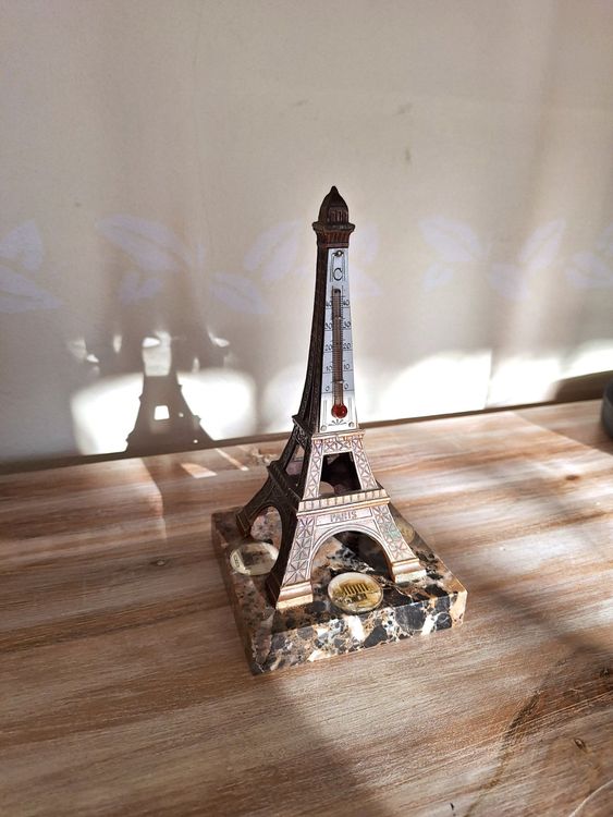 Antiker Eiffelturm Thermometer 1920/1930 Paris (Gebraucht) in Erlenbach ZH für CHF 79 – nur ...