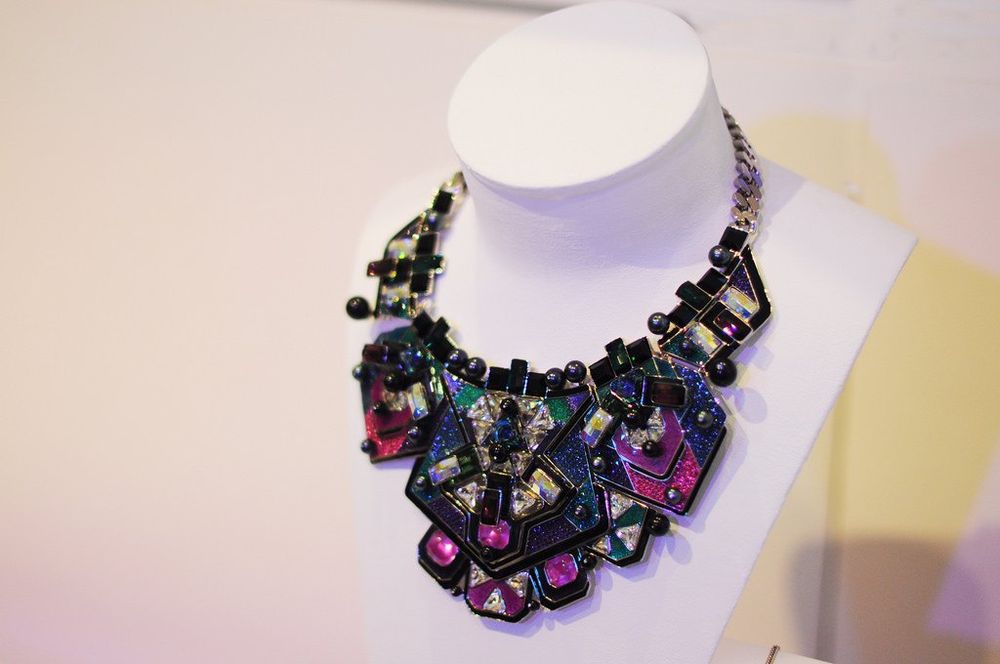 Swarovski Statement Kette neu & original & original verpackt (Neu und originalverpackt) in ...