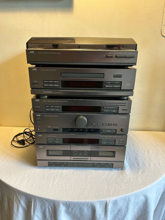 Chaîne stéréo JVC DR-E55L défectueux (Defekt) in Geneve für CHF 5 – mit ...