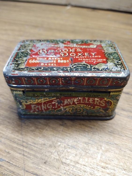 Brooks Doxey Blech Dose (Gebraucht) in Walkringen für CHF 3 – mit Lieferung auf Ricardo kaufen