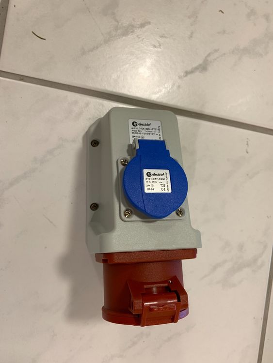 CEE 16A/T23-Wandsteckdose | Kaufen auf Ricardo