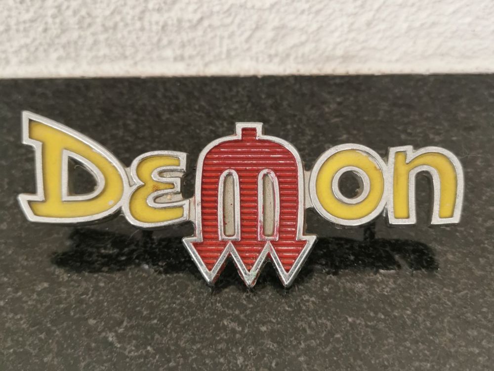 Original altes Dodge Demon Metal Emblem (Gebraucht) in St.Gallen für ...