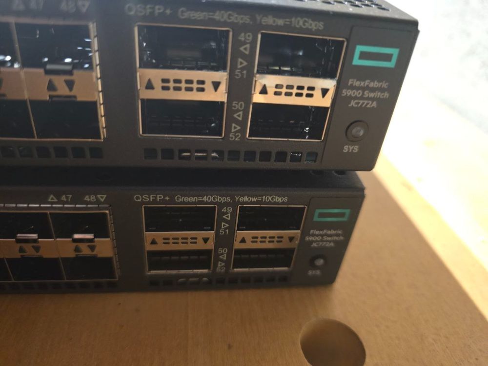 2× HPE FlexFabric 5900AF JC772A – 48× 10GbE SFP+, 4× 40GbE (Gebraucht ...