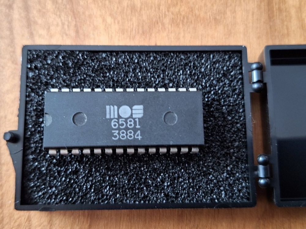 Commodore 64 SID MOS 6581 (D'occasion) à Bex pour CHF 45 – avec ...