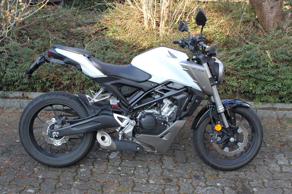 Honda CB125R mit Werksgarantie (Gebraucht) in Ettingen für CHF 2500 – nur Abholung auf Ricardo ...