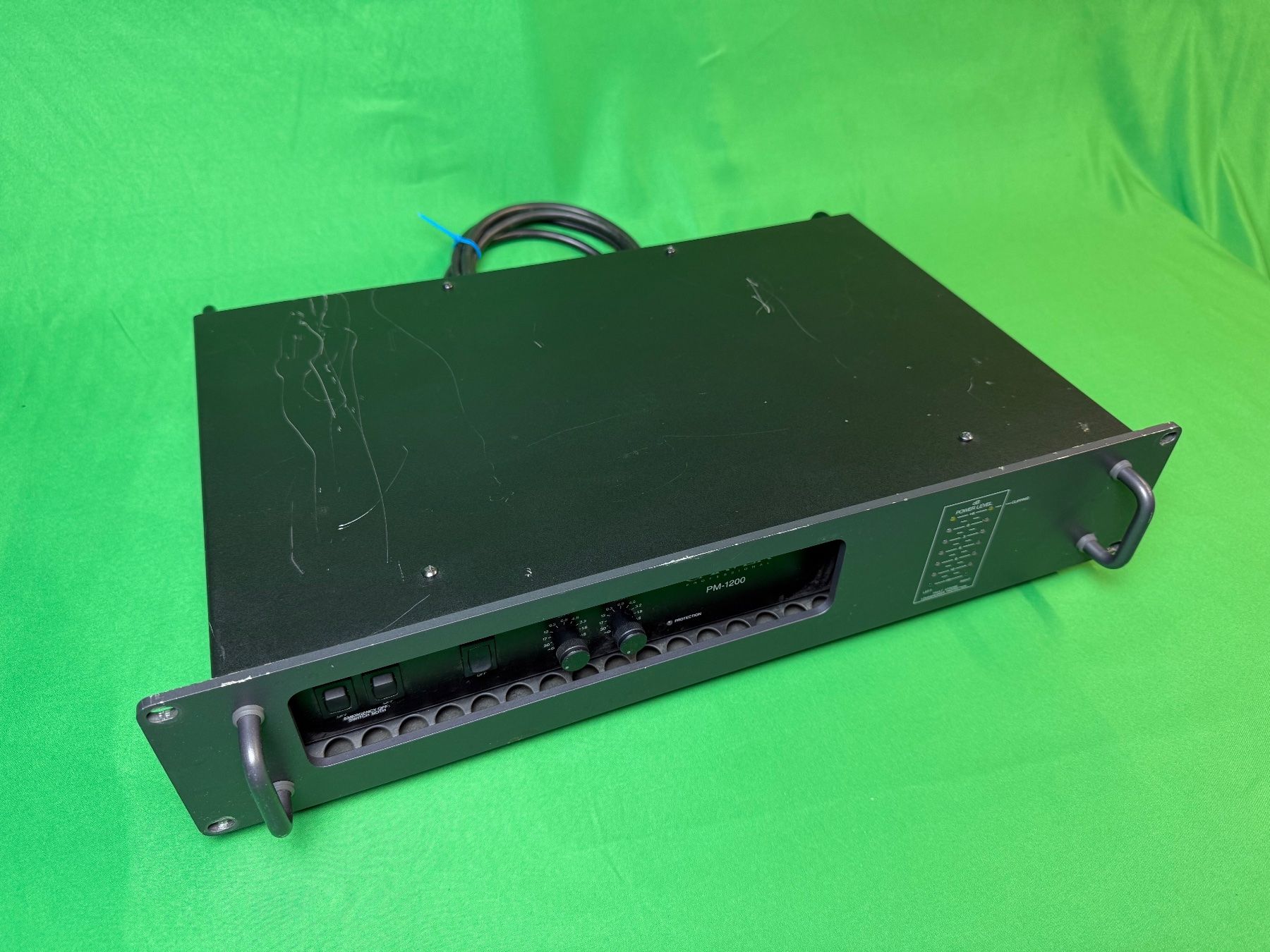 Carver PM-1200 – professionelle Studio / PA Endstufe (Gebraucht) in ...