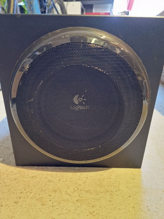 Logitech Bass Lautsprecher Z906 500W (Gebraucht) in für CHF 22 – mit ...