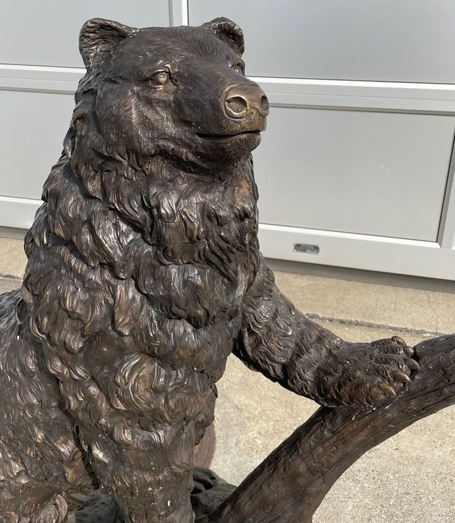 Lebensgrosser Bär Skulptur aus Bronze (Gebraucht) in Root für CHF 1150 – mit Lieferung auf ...