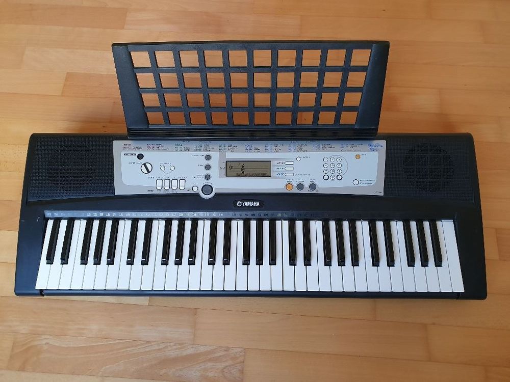 YAMAHA Keyboard PSR E203 YPT-200 (Gebraucht) in Männedorf für CHF 55 ...