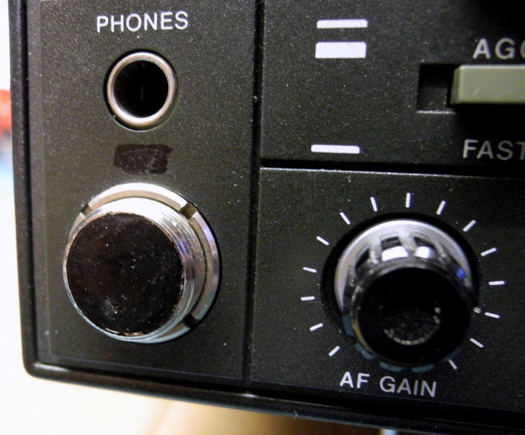 Transceiver IC- 720 A, nur Empfang Achtung Sendemodul defekt (Defekt ...