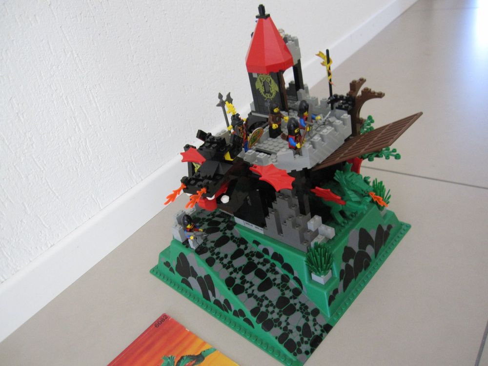 Lego 6082 Fire breathing Castle Drachenburg Vintage | Kaufen auf Ricardo