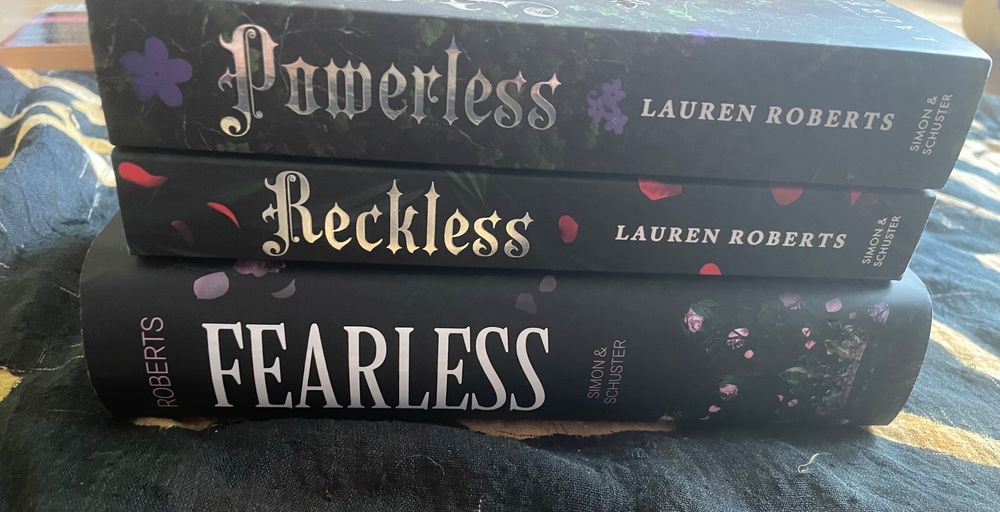 Powerless Trilogy - Fantasy Romance Books in English (Neu (gemäss ...