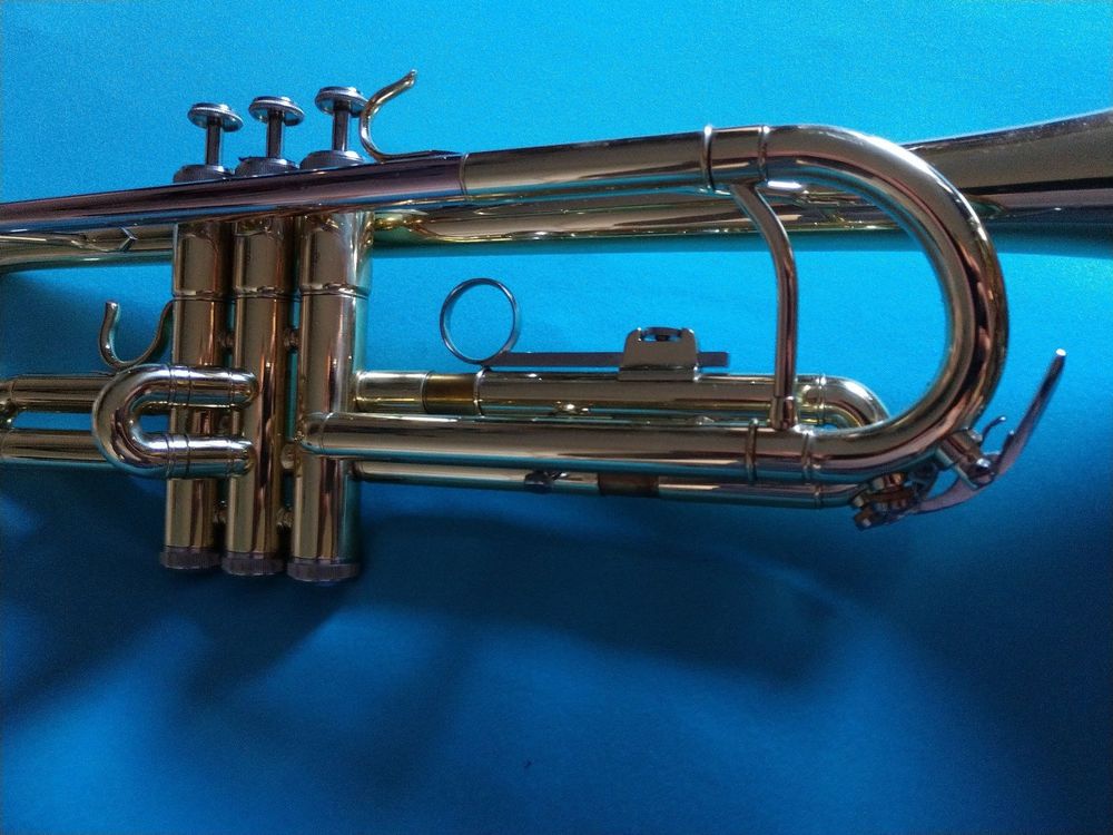 Trompete Gold Messing Roy Benson Bb Trumpet | Kaufen auf Ricardo