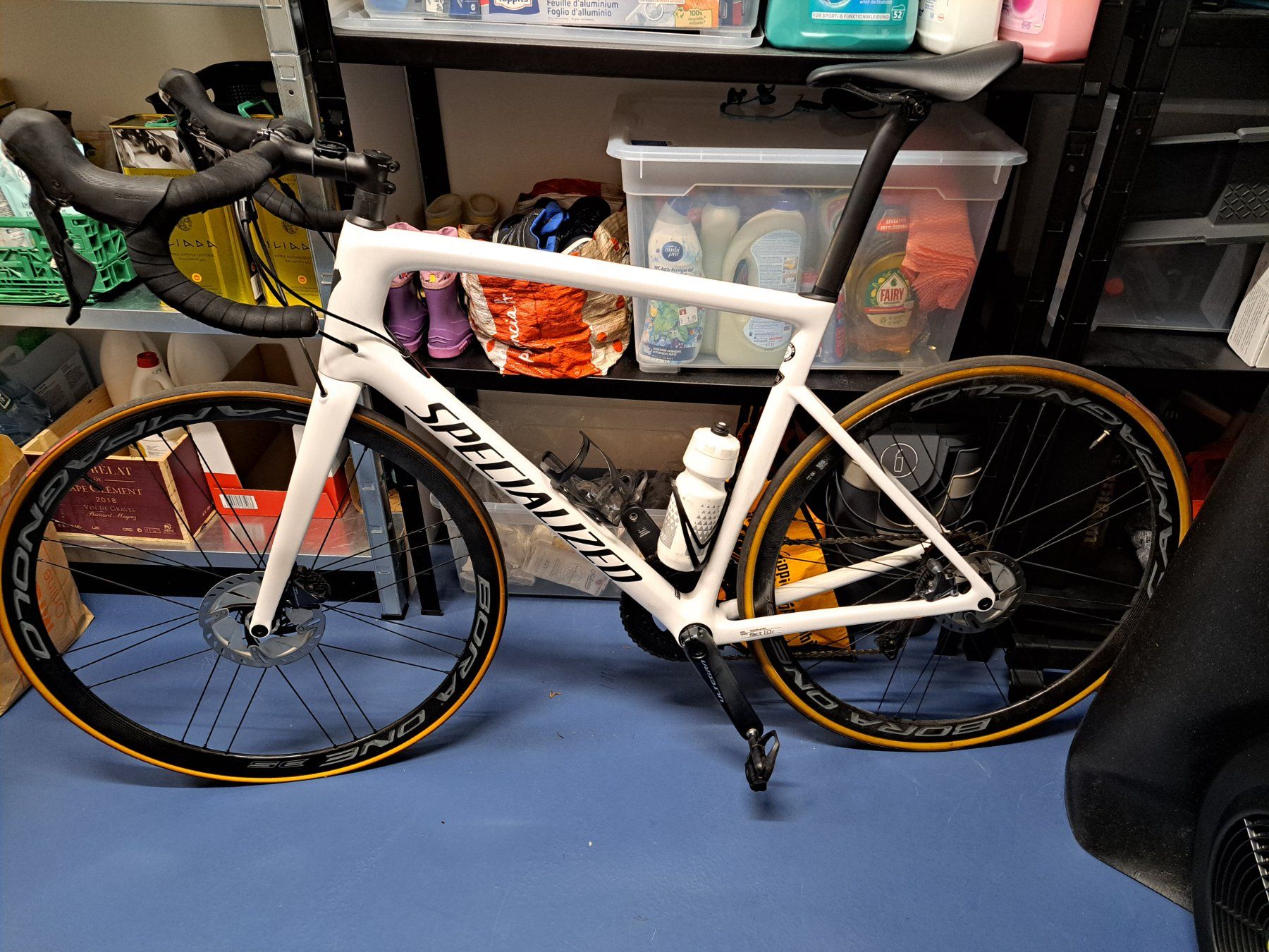 Specialized Tarmac Disc Expert 2019 58 wheel upgrade (D'occasion) à St ...