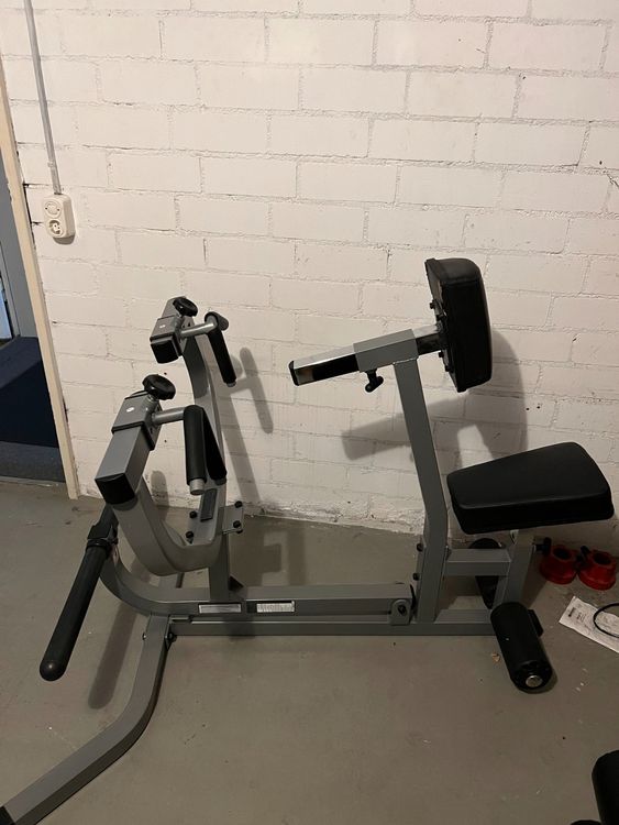 Body Solid Rudermaschine sitzend GSRM40 (Gebraucht) in Arlesheim für ...
