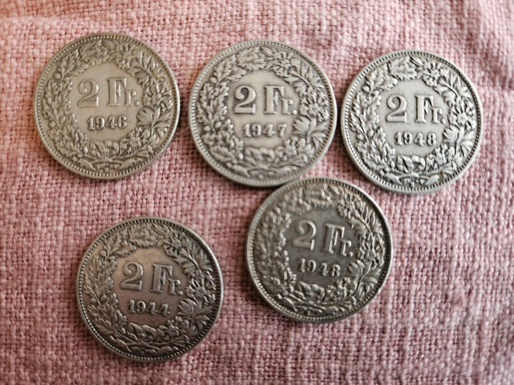 5 pièces 2fr argent suisse 1944 1946 1947 1948 1948 (Gebraucht) in Paudex für CHF 26 – mit ...