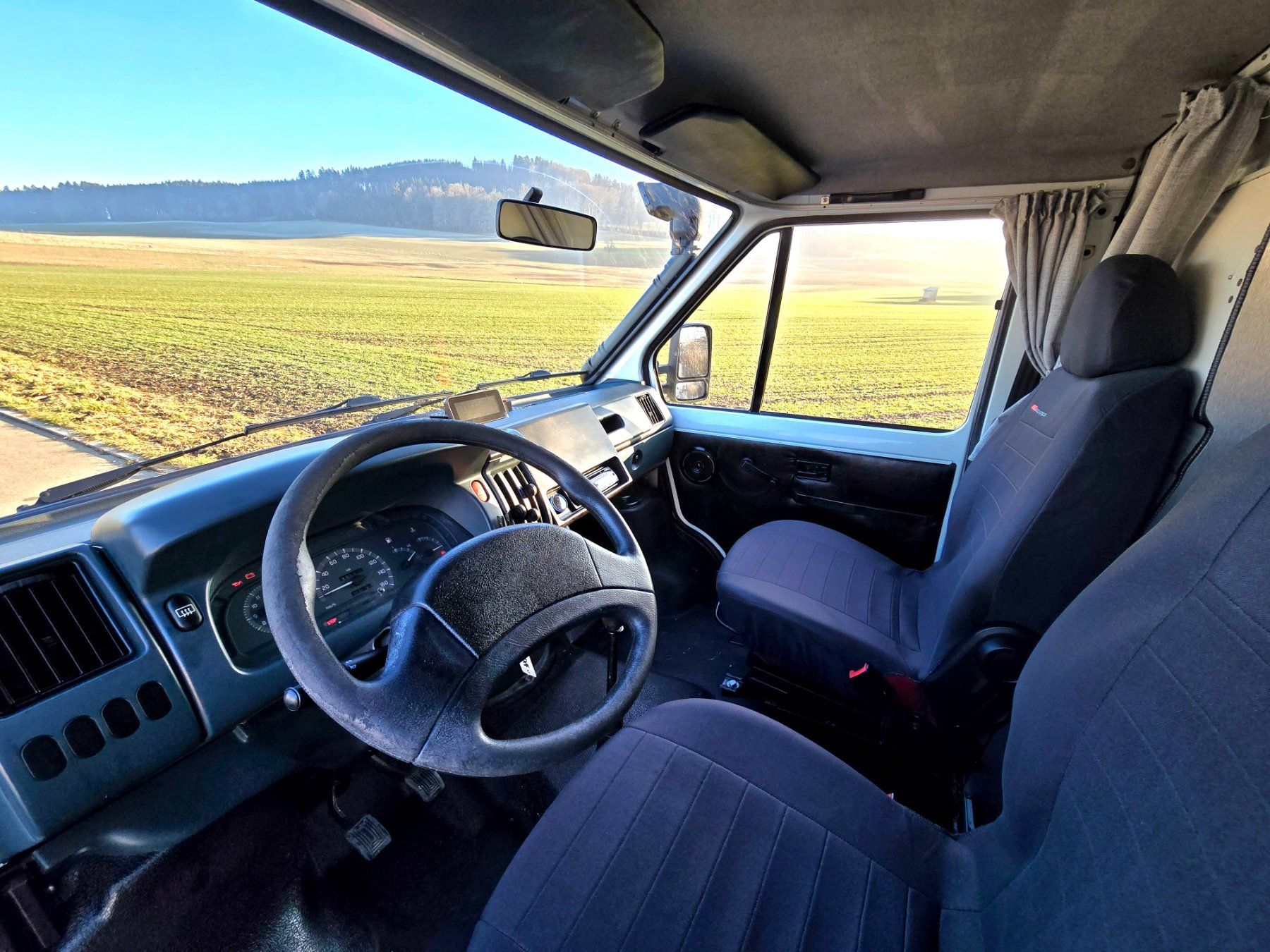 Wohnmobil Renault Trafic 2.5D 4x4 // Expeditionsfahrzeug (Gebraucht) in Reinach AG für CHF 10900 ...