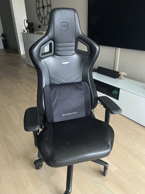 noblechairs EPIC Gaming Chair schwarz (Gebraucht) in Dübendorf für CHF ...