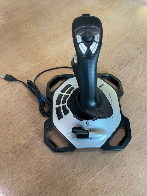LOGITECH EXTREME 3D PRO PRECISION FLIGHT (Gebraucht) in Zug für CHF 1 ...
