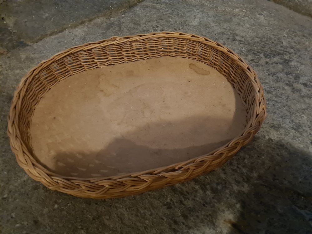 Schöner Brotkorb aus Rattan (Gebraucht) in Villmergen für CHF 5 – mit ...