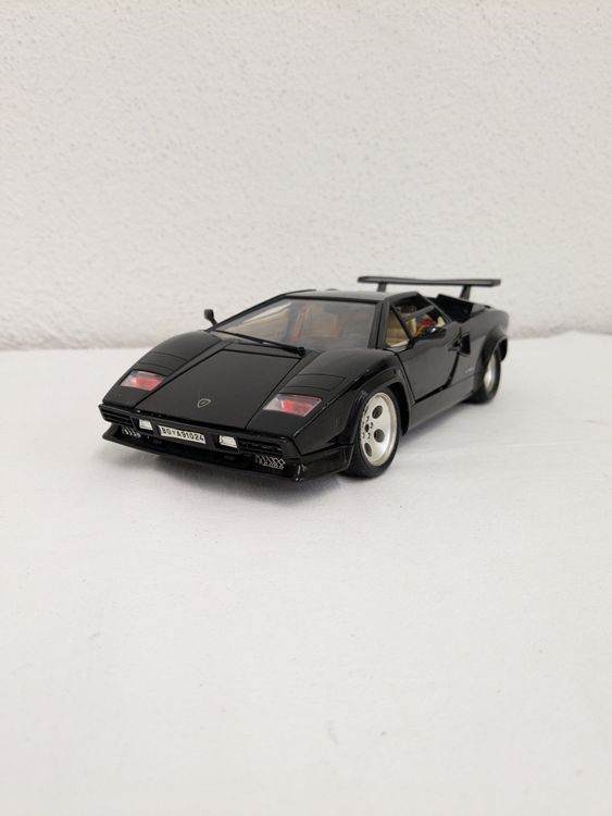 Bburago Lamborghini Countach 1988 Modellauto 1/18 | Kaufen auf Ricardo