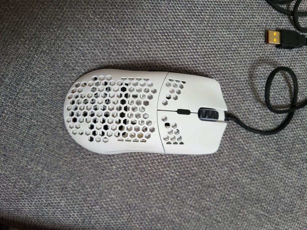 Model 0 Glorious | Kaufen auf Ricardo