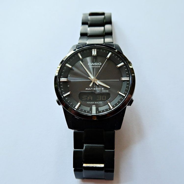Casio Solar Radio LCW-M170, black IP Finish, Sapphire Glass (Gebraucht ...