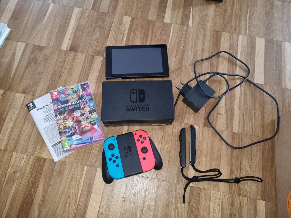 Nitendo Switch Konsolen Set mit Garantie + Mario Kart 8 (Gebraucht) in ...