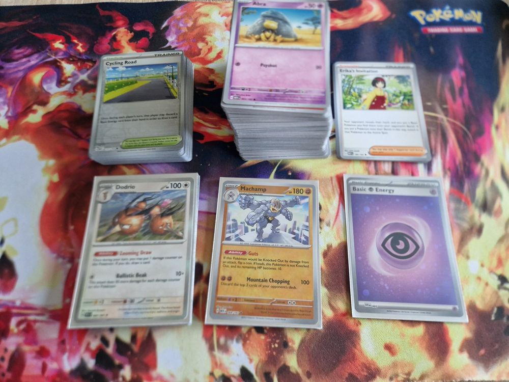 Pokémon TCG - SV 151 Bulk Karten + Zubehör (Gebraucht) in Mönchaltorf ...