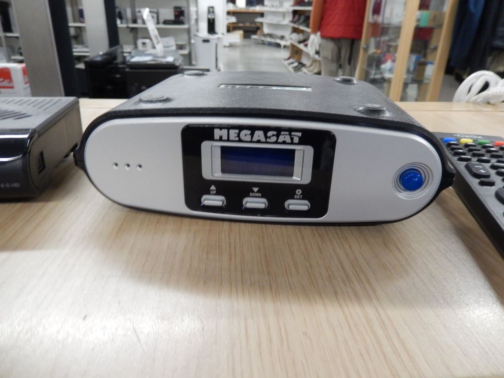 Vollautomaische Megasat satmaster Kompl. TV Reciver Kabel (Gebraucht) in Chur für CHF 305 – nur ...