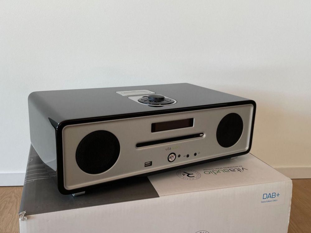 Ruark vita audio R4i, Swiss Edition DAB+ (Defekt) in Küsnacht ZH für ...