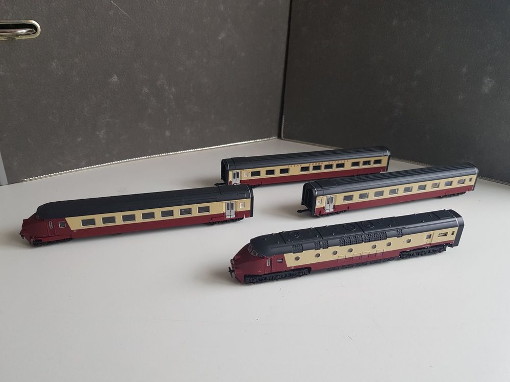 TEE-Dieseltriebwagen RAm der SBB von Minitrix Spur N (Gebraucht) in Schönenbuch für CHF 243 ...