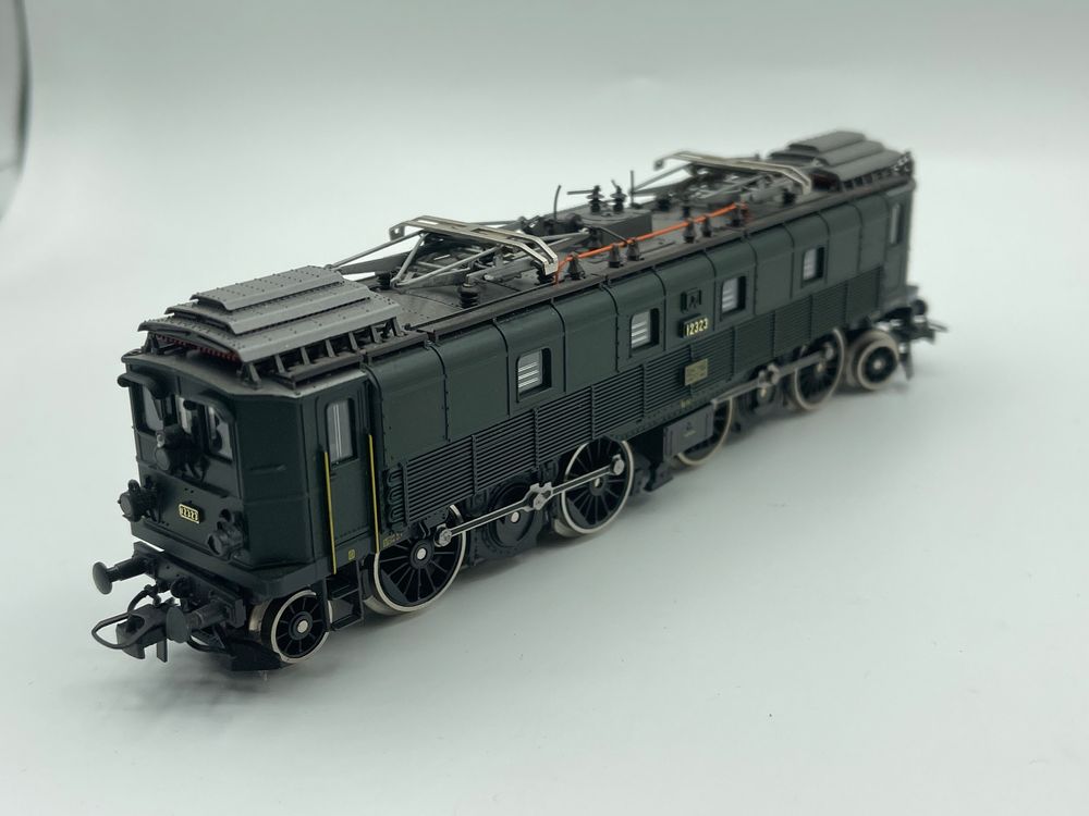 Roco H0 4191A E-Lok BR 12323 (Gebraucht) in Zürich für CHF 24 – mit ...