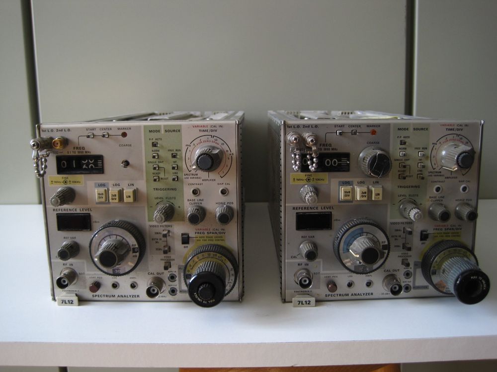 2 Defekte 1 8 Ghz Spectrumanalyzer Tektronix 7l12 Defekt In Dietwil Für Chf 150 Mit