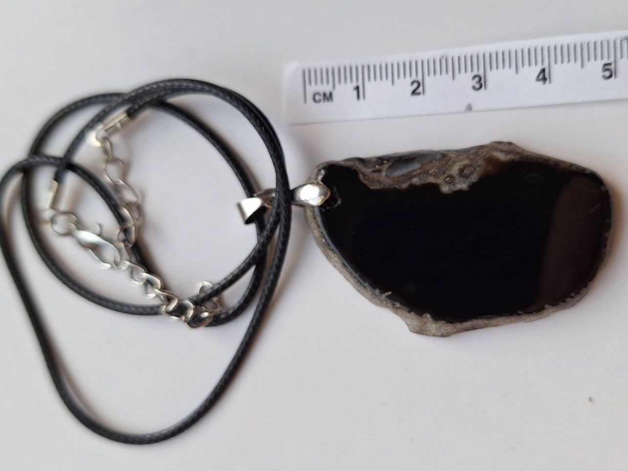 Achat-Anhänger mit Lederband, neu, Unikat. (Black Onyx) (Neu (gemäss ...