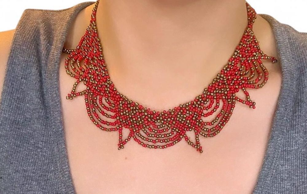 verstärkte Halskette rot und gold aus Ecuador (Neu (gemäss Beschreibung ...