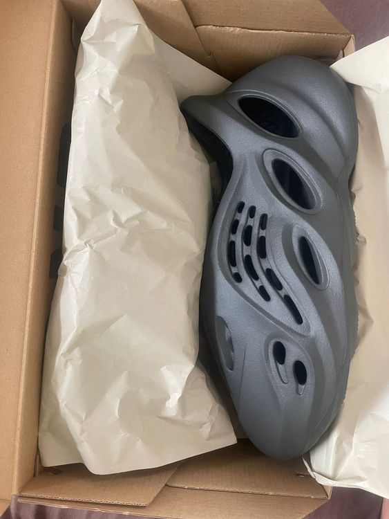 YZY Foam RNNR | Kaufen auf Ricardo