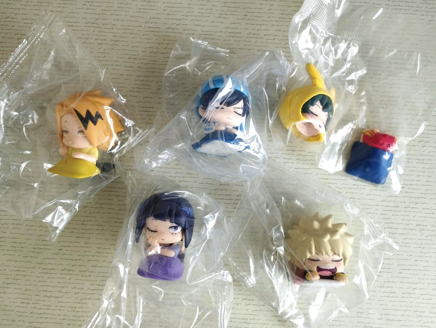 5 Figurines gashapon My Hero Academia (Neuf avec emballage d'origine) à ...