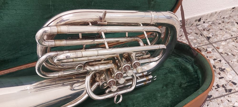 F-Tuba Willson FA5 mit 5-Venile inkl.koffer und mundstück (Gebraucht ...