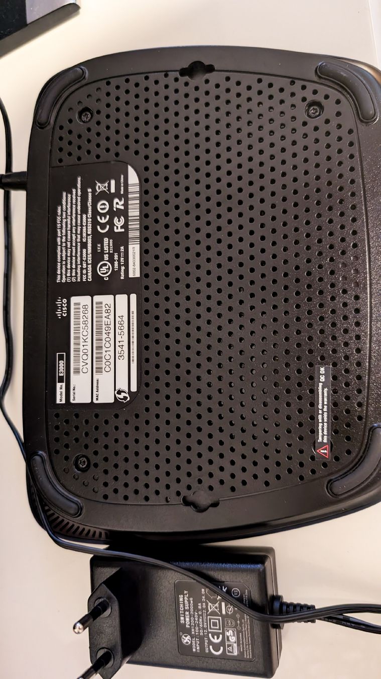 Routeur Cisco Linksys E3000 - Parfait État! 📶💻 (D'occasion) à Ollon VD ...