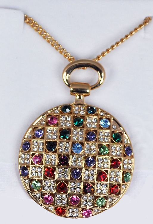 Kette mit Swarovski-Elements (Neu und originalverpackt) in Bottenwil ...