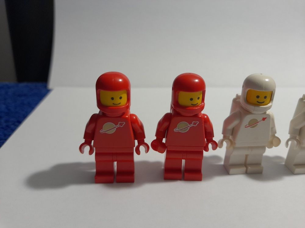 Lego Classic Space minifigures 6701 (Gebraucht) in St-Aubin-Sauges für ...