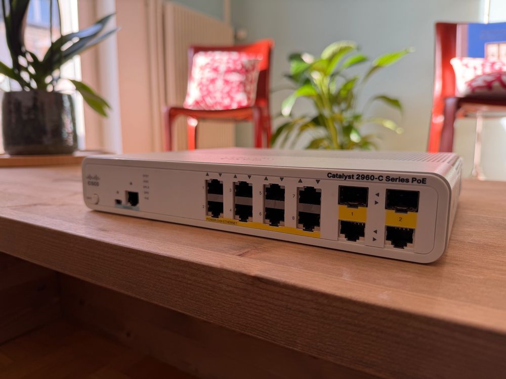 Cisco Catalyst 2960-C Series PoE (Gebraucht) in Zürich für CHF 20 – mit ...