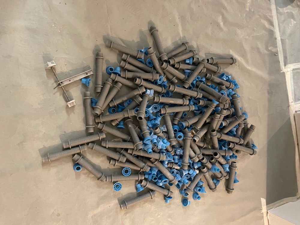 Schalungs Distanzhalter Abstandhalter mit Kappen L=20 cm (Neu (gemäss Beschreibung)) in ...