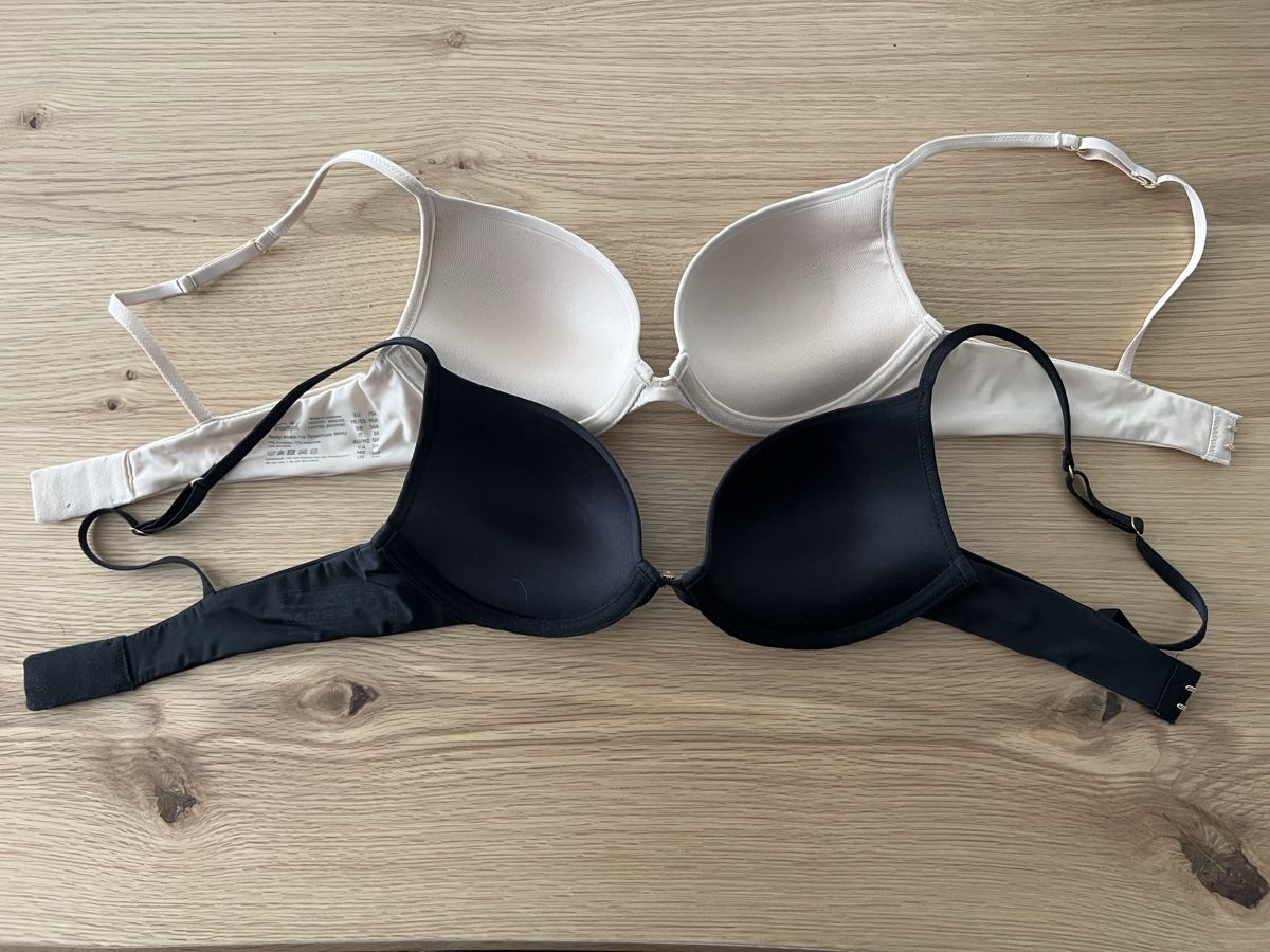 Triumph BHs, Grösse 75A, Body Make-Up Essentials (Neu (gemäss ...