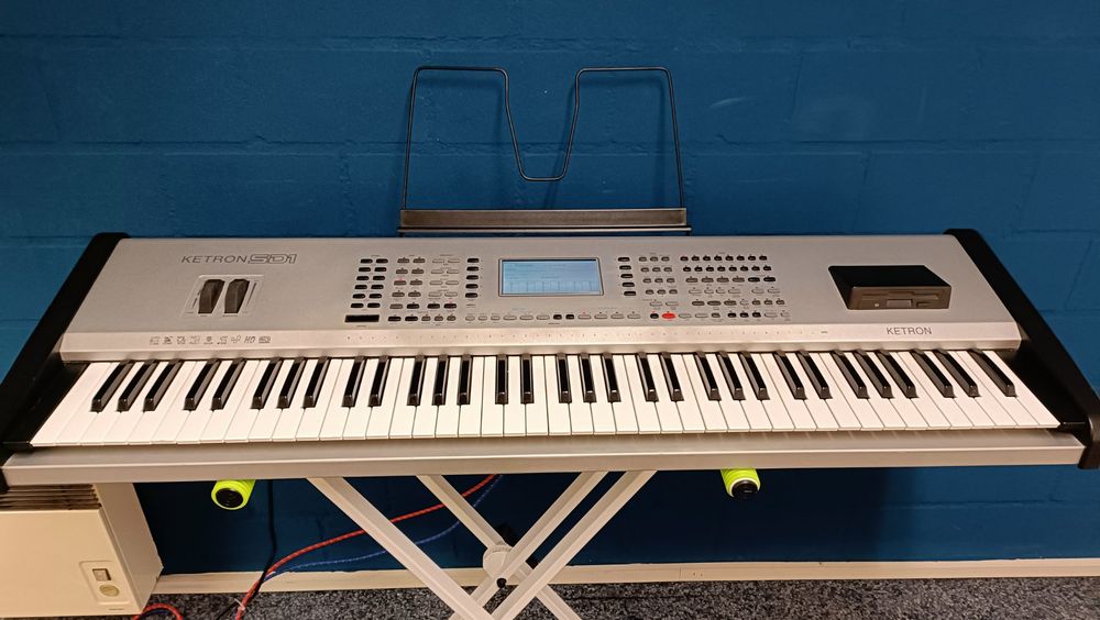 Clavier Arrangeur Ketron SD1 (D'occasion) à Givisiez pour CHF 420 ...