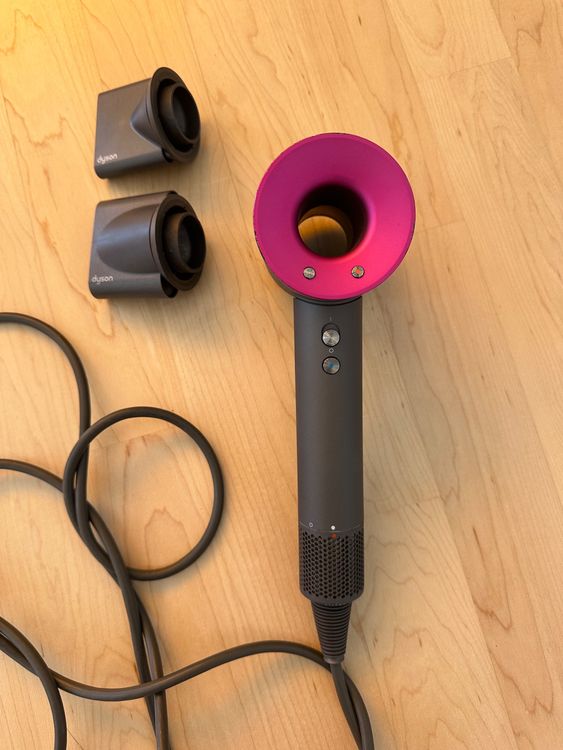 Dyson Supersonic Fön (Gebraucht) in Zug für CHF 158 – mit Lieferung auf ...