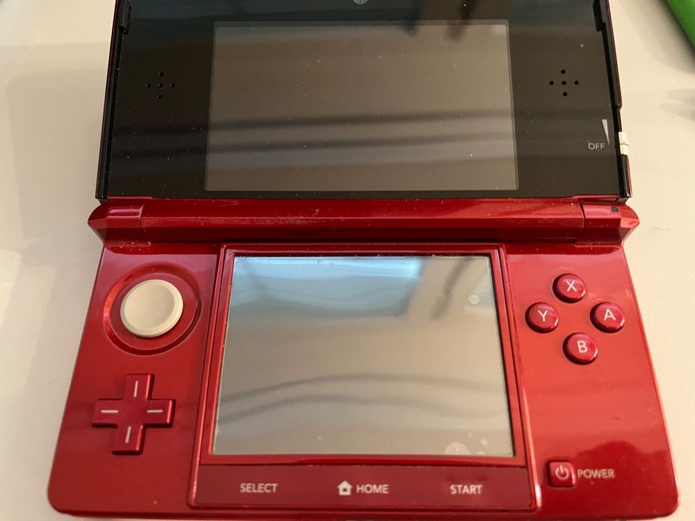 Nintendo 3DS Rot (Gebraucht) in Forch für CHF 61 – mit Lieferung auf ...